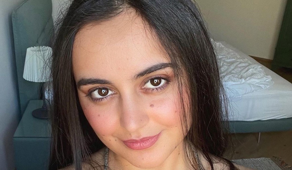 Yasmeena - Bio, Age, Height, Wiki | Models Biography