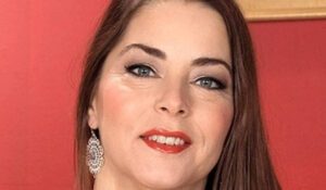 Carrie Walters - Bio, Age, Height, ️ | Instagram Biography