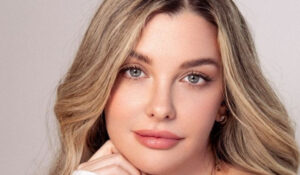 Emily Sears InstaBiography | Instagram Biography