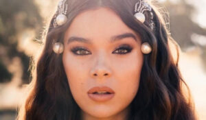Hailee Steinfeld - Bio, Age, Height ️ | Instagram Biography