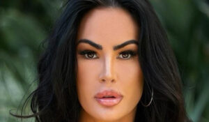 Katelyn Runck InstaBiography | Instagram Biography