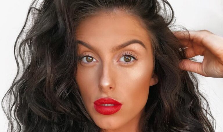 Tally Brattle InstaBiography | Instagram Biography