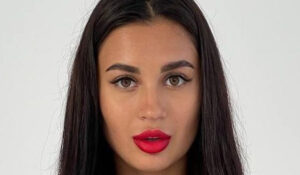 Victoria Muir - Bio, Age, Height, Wiki | Instagram Biography