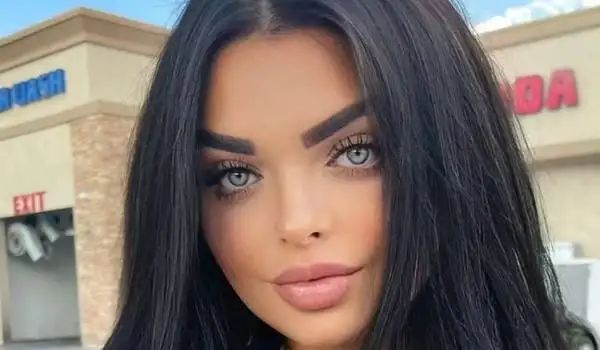 American | Instagram Biography