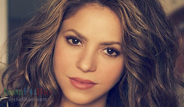 Shakira - Bio, Age, Height, Wiki, ???? | Models Biography