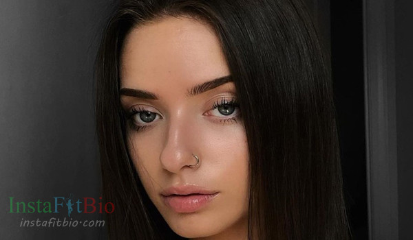 Lily Weber - Bio, Age, Height, Wiki, ???? | Models Biography