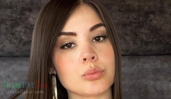 Amara Grayson - Bio, Age, Height, Wiki | Models Biography
